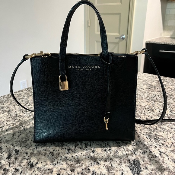 Marc Jacobs | Bags | Marc Jacobs Black Leather Tote Bag | Poshmark